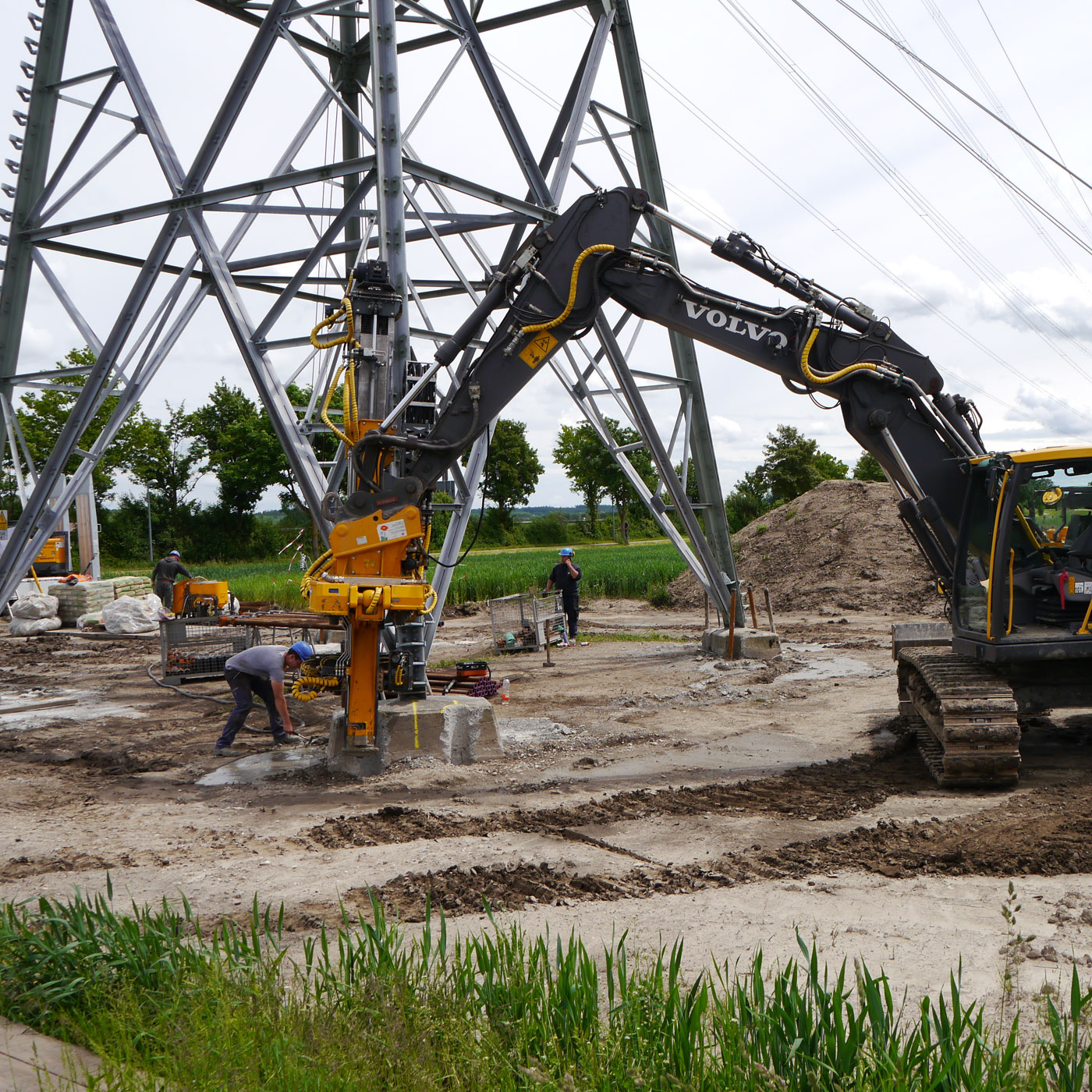 Foundations and underpinning with TITAN micropile - Ischebeck TITAN ...